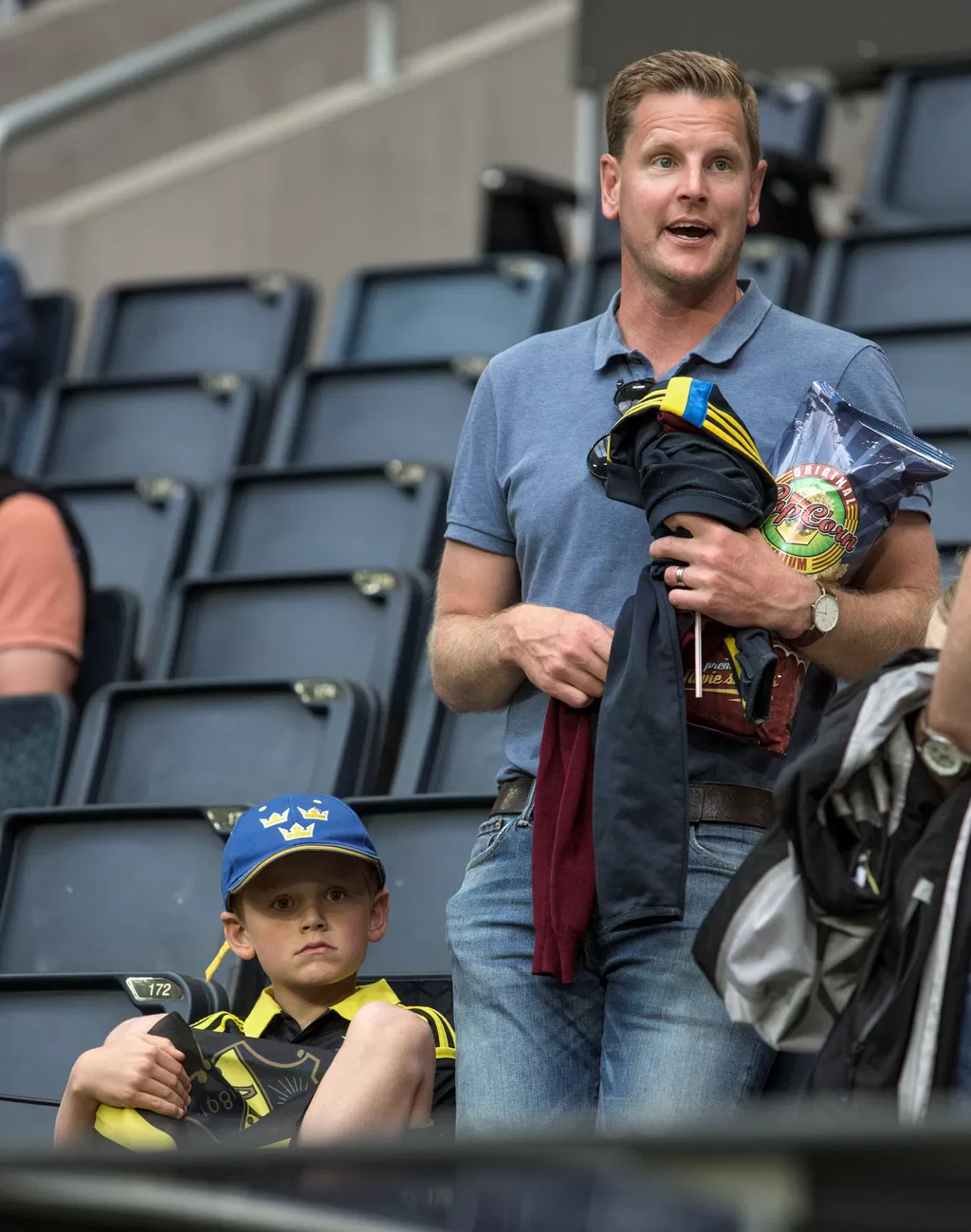 Stjärnor hedrar Lucas Atrak med match i Saltsjöbaden | Mitt i