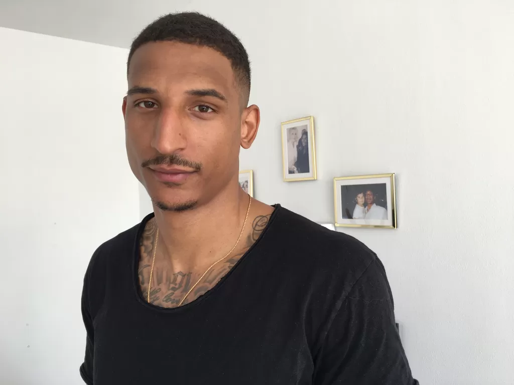 Rodé "kom ut" med sin psykiska ohälsa | Mitt i