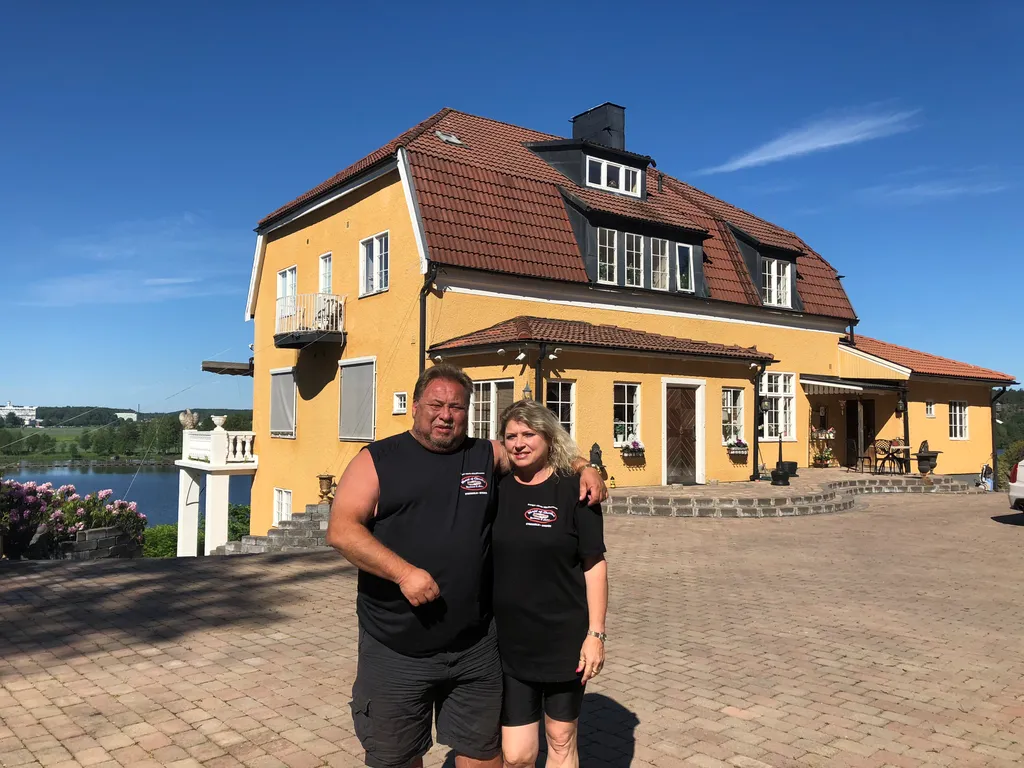 Leif-Ivan Karlsson säljer lyxvillan i Tullinge | Mitt i