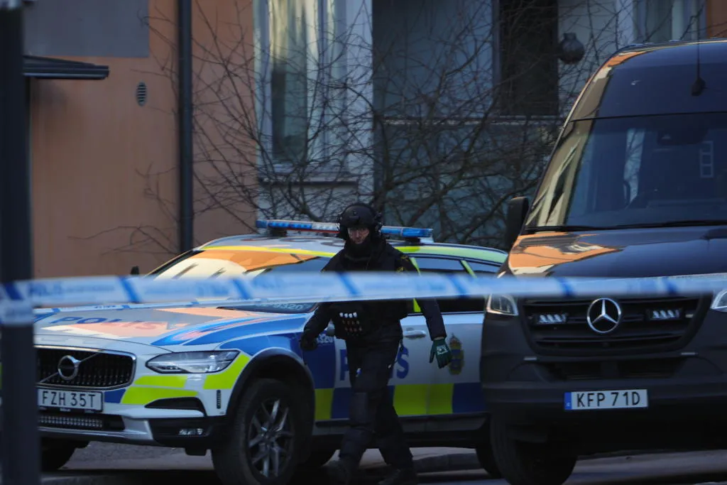 Explosion vid lägenhet i Farsta - andra gången den här veckan | Mitt i