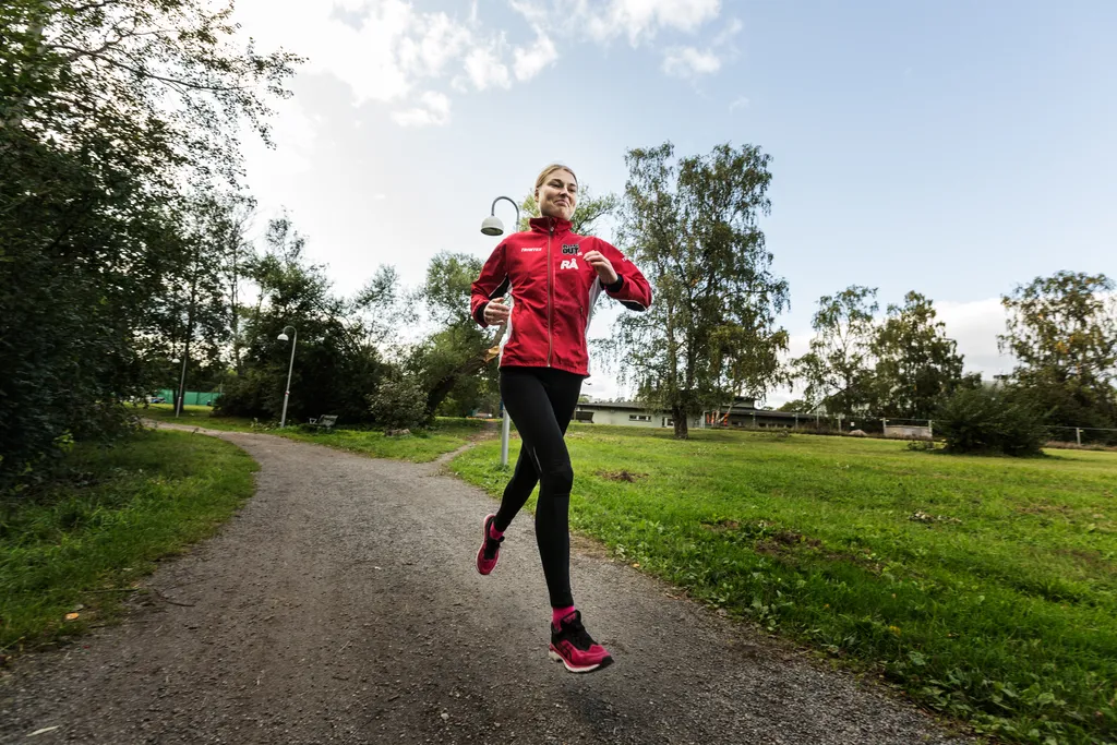 Lidingöloppet: Leende Lisa ger sig i kast med 55:an | Mitt i