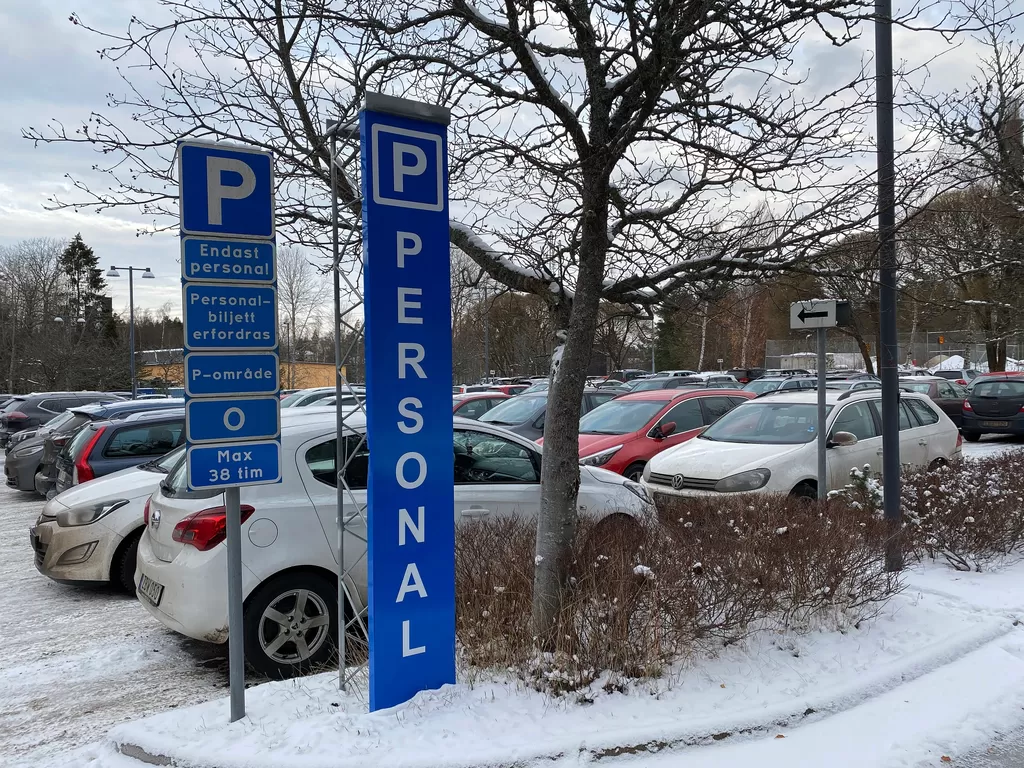 Slut på gratis parkering vid sjukhusen | Mitt i