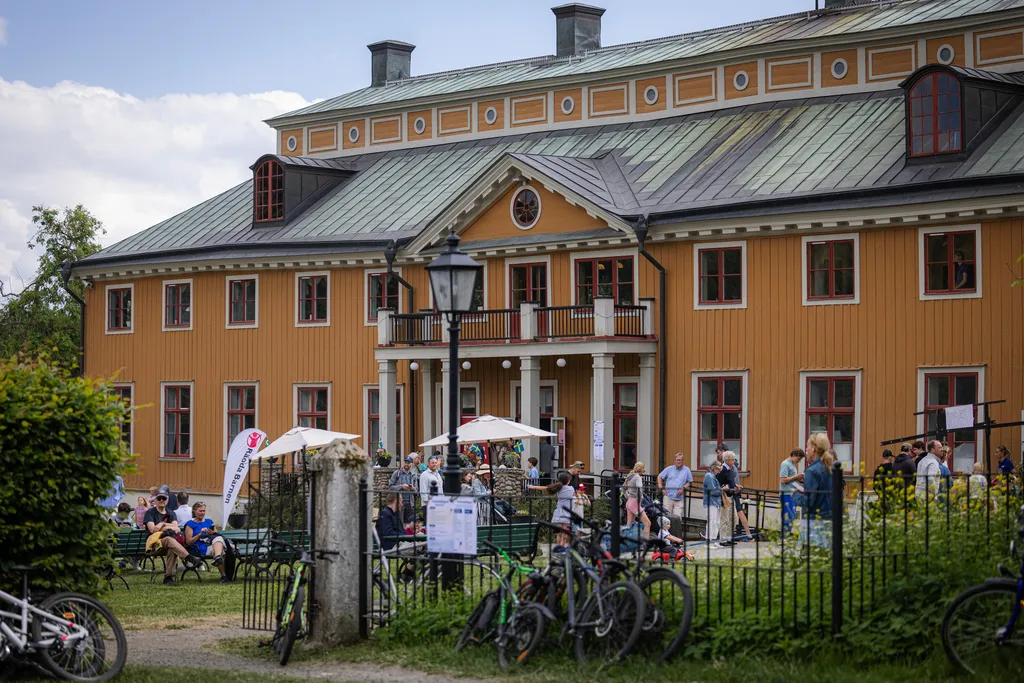 Konst, teater och metal när nationaldagen firas på Ekerö | Mitt i
