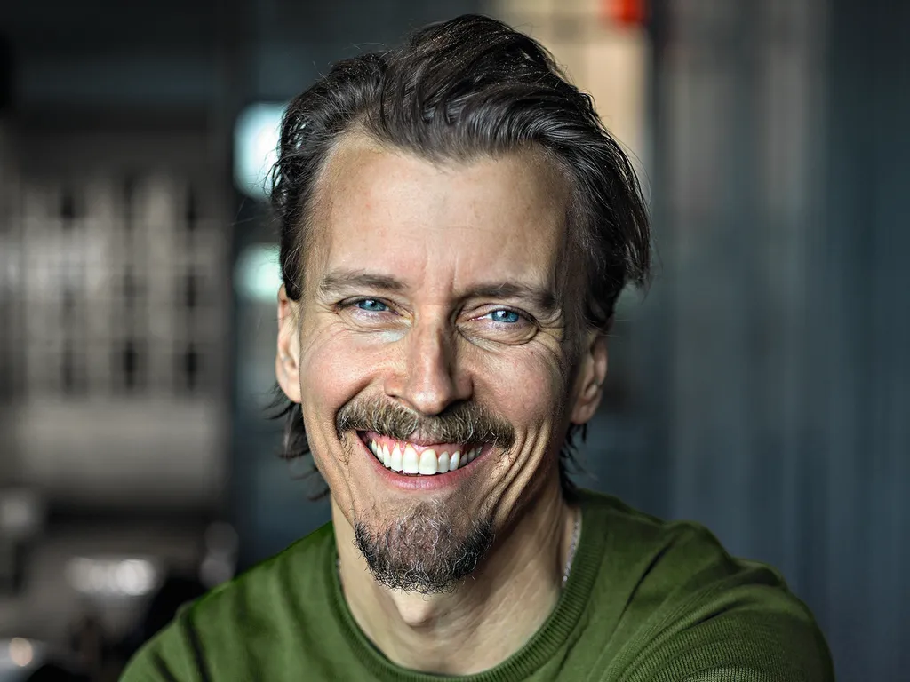 Paul Svensson vinner Cajsa Warg-priset 2024 | Mitt i