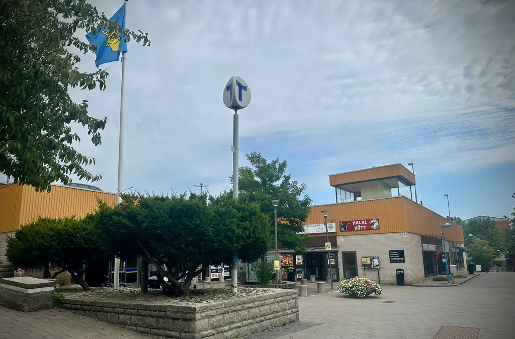 Stadens köp av Hjulsta skjuts upp | Mitt i