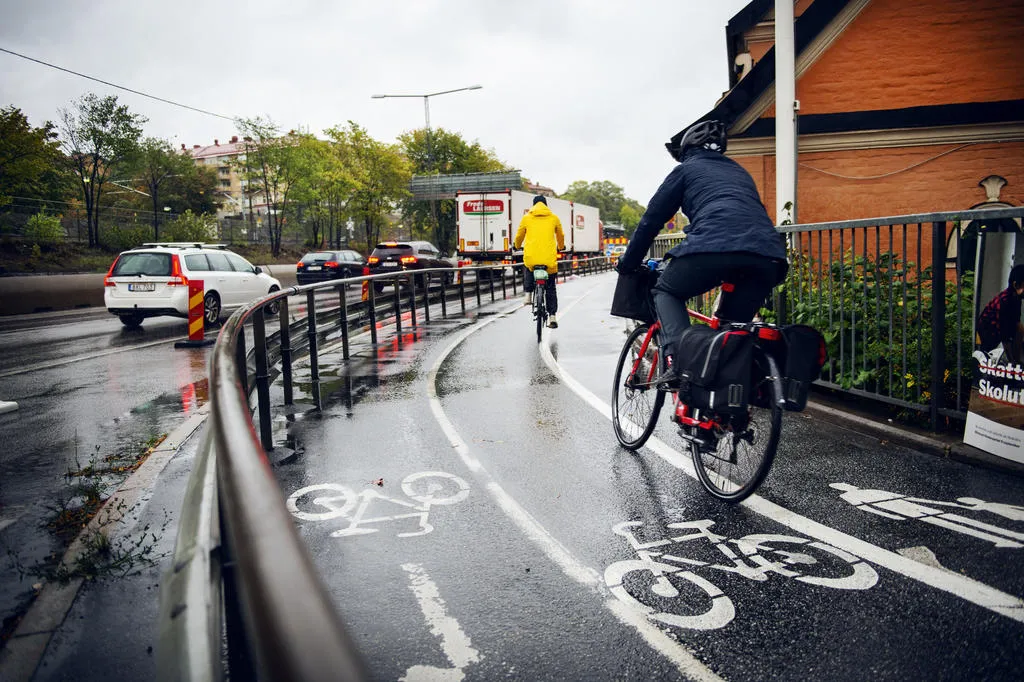 Flera cykelbanor i Bromma ska få ett lyft | Mitt i