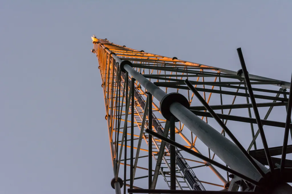 Bakläxa för nej till 36 meter hög mast | Mitt i