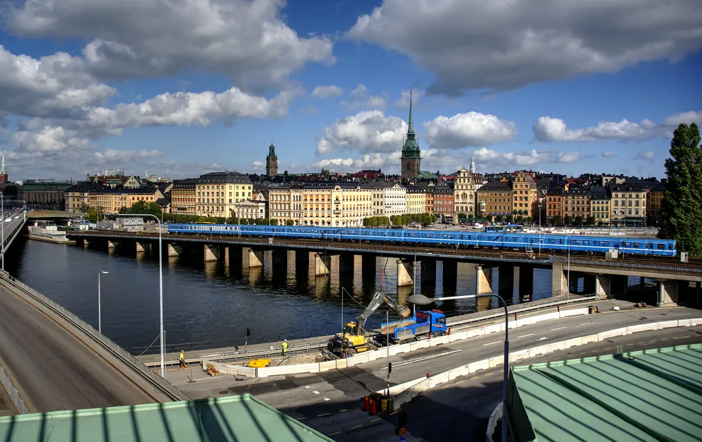 Röda linjen stängs av för Danderydsbor under kristi flygar-helgen | Mitt i